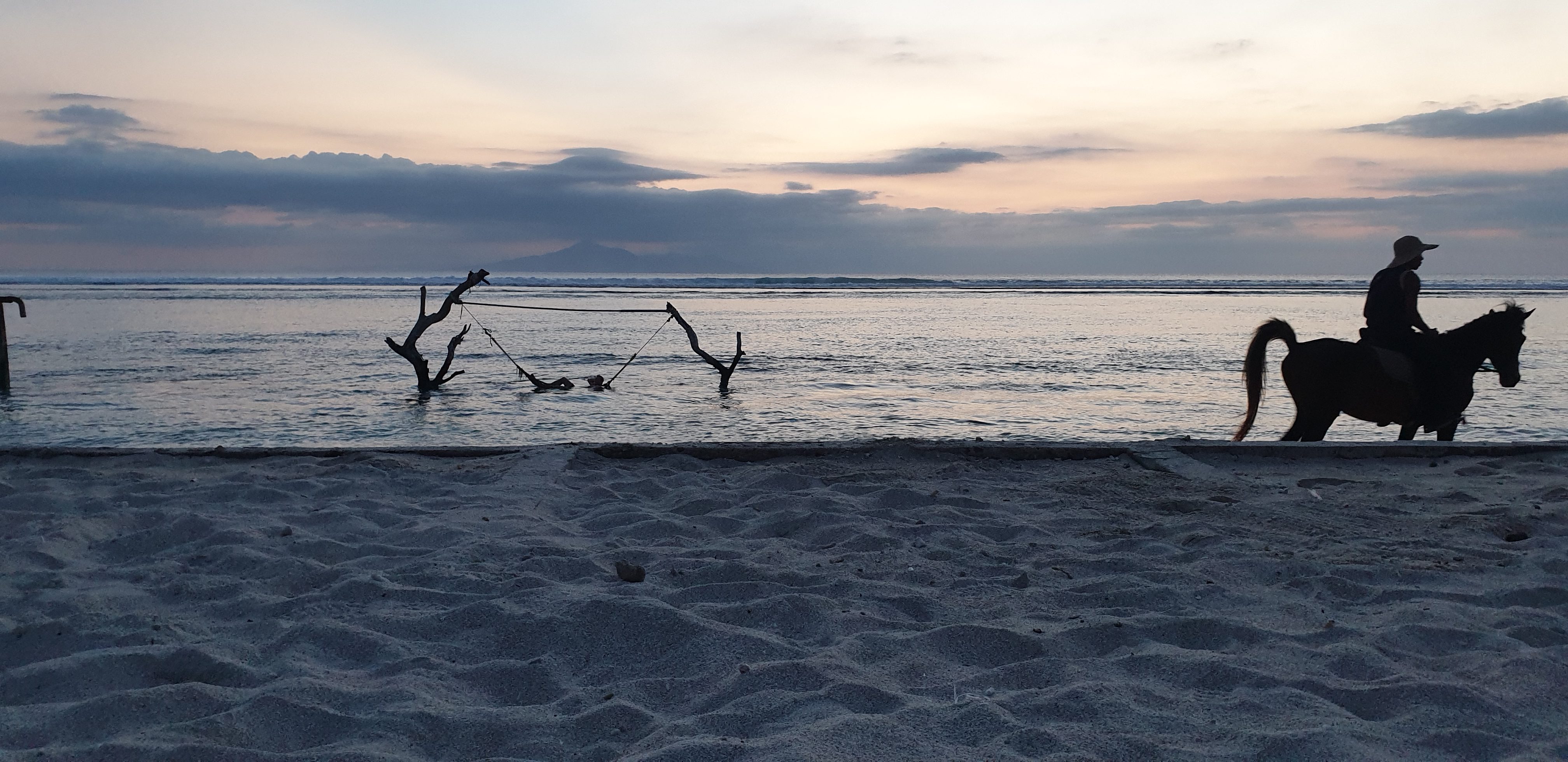 Contact – Dramatherapist